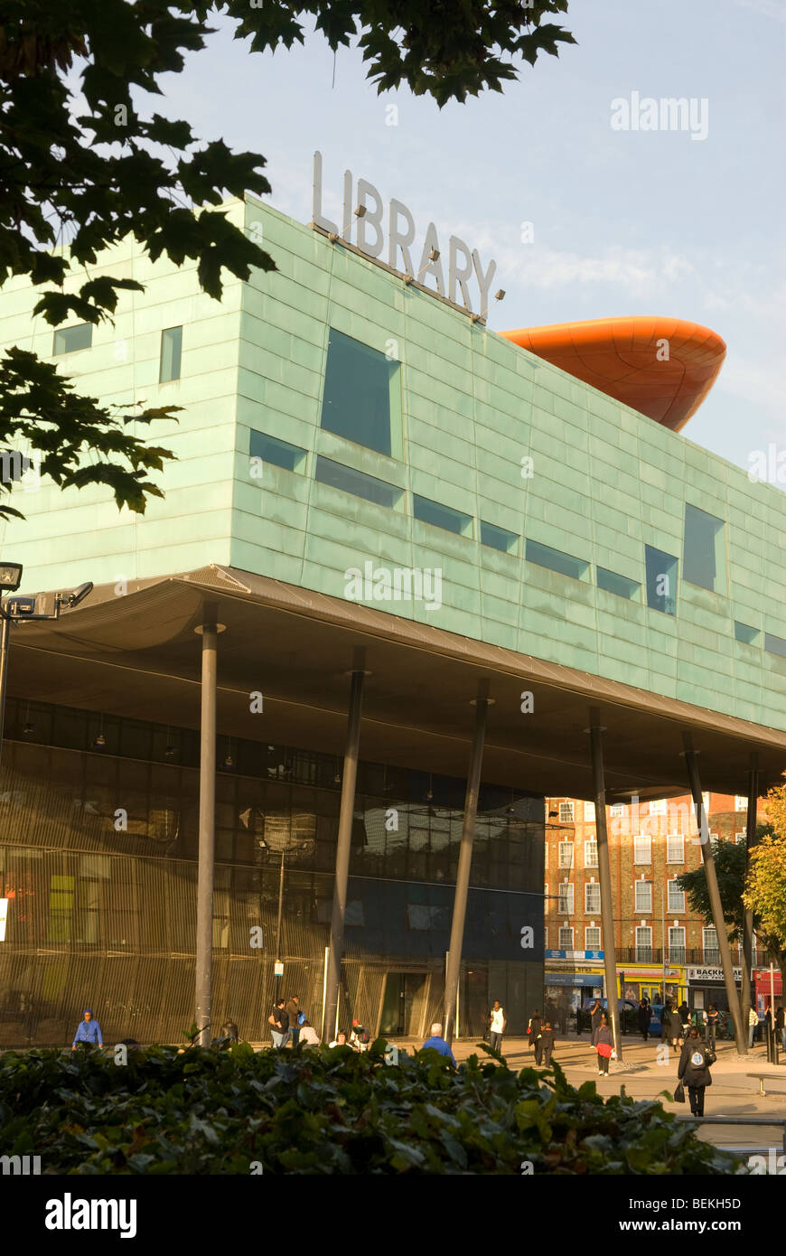 Striking library design hi-res stock photography and images - Alamy