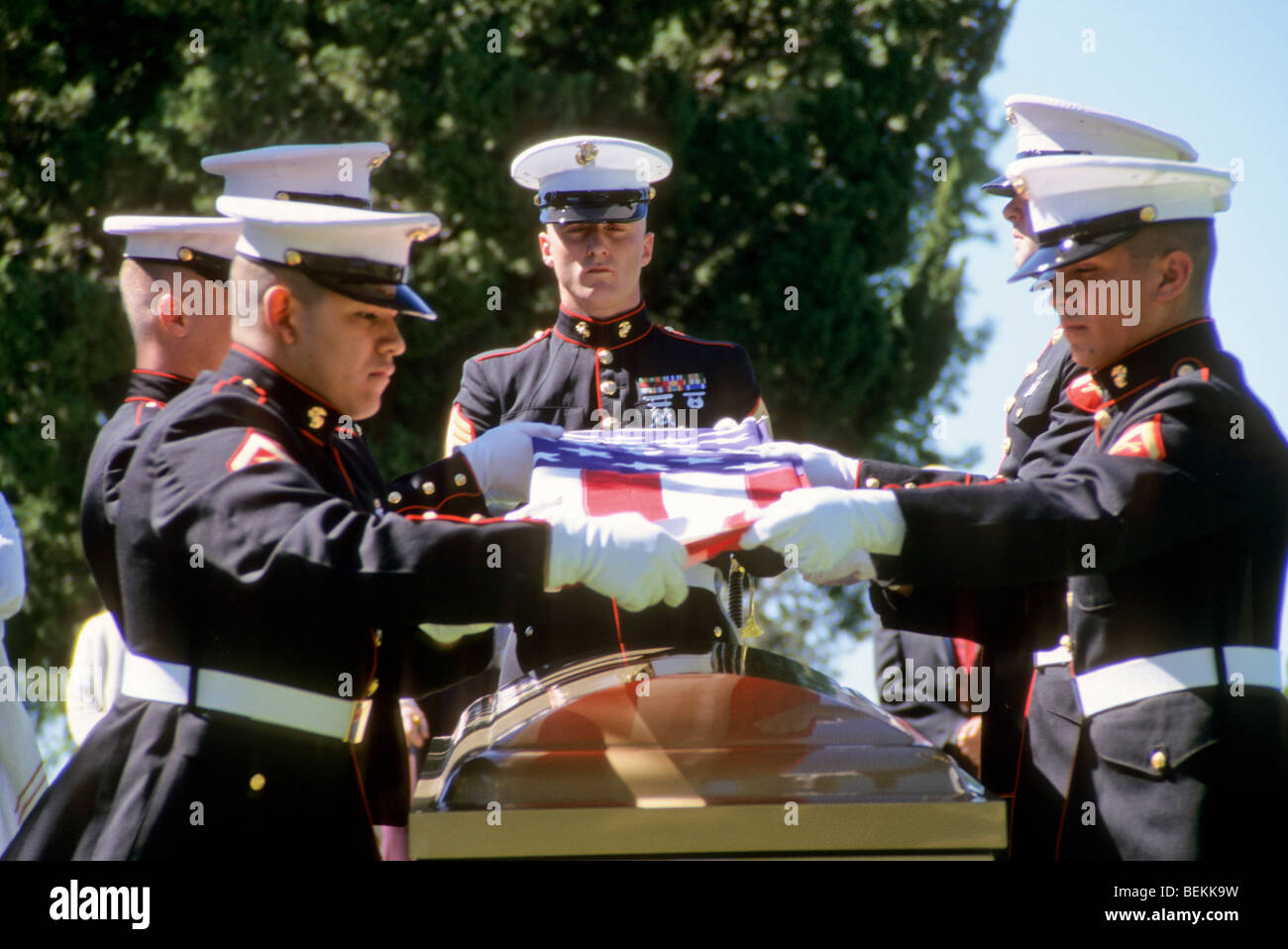 Ww2 american soldier burial hi-res stock photography and images - Alamy