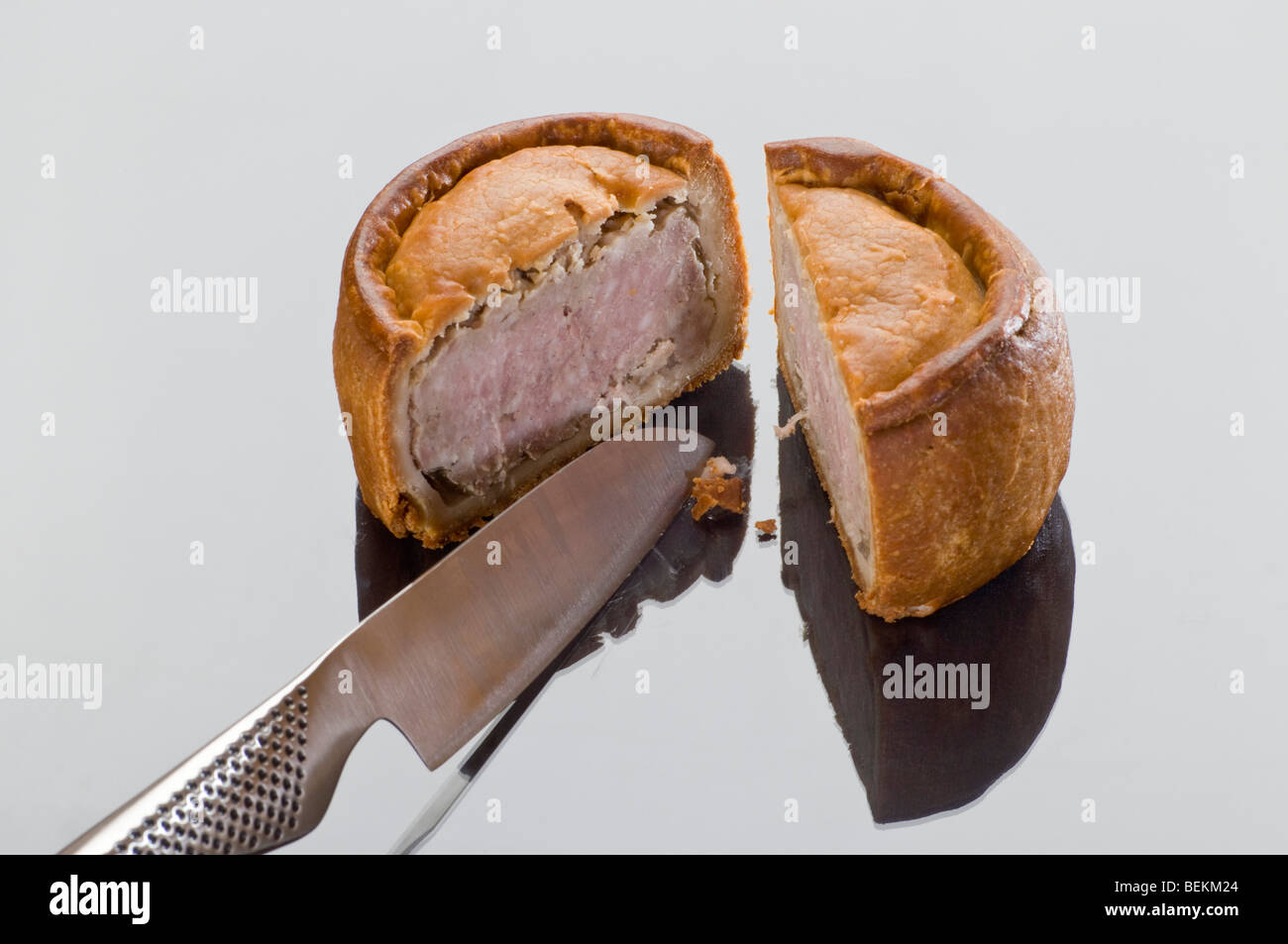 Pie divided hi-res stock photography and images - Alamy