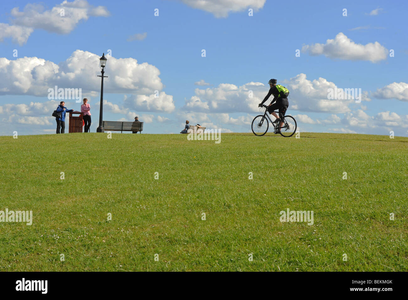 Primrose hill london bench hi-res stock photography and images - Alamy