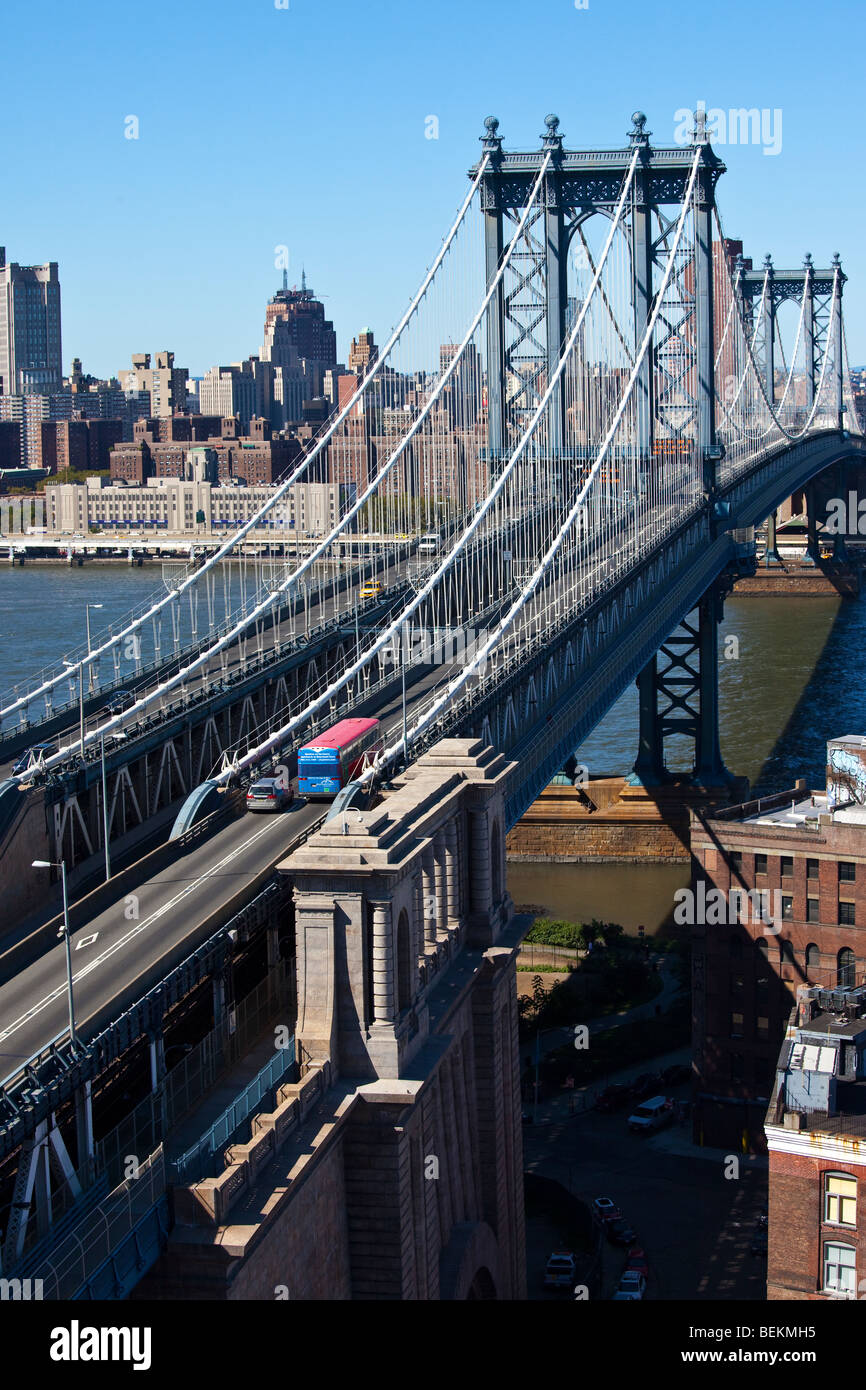 Vertical new york bridge hi-res stock photography and images - Alamy
