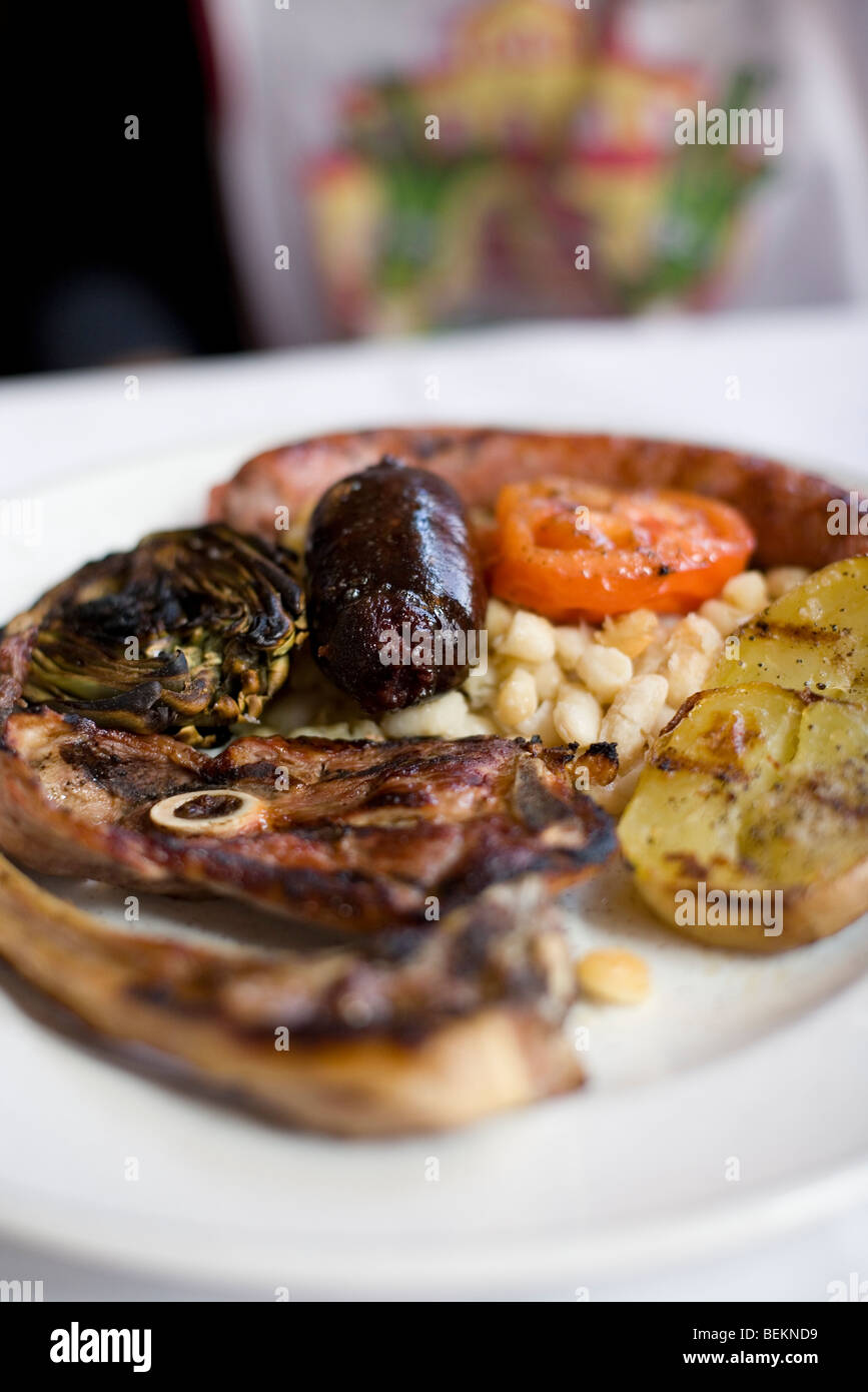 Calcot onion farming Spain Stock Photo - Alamy