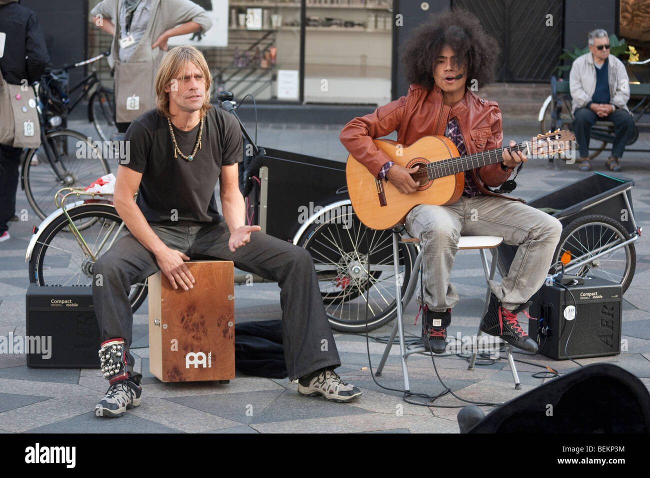 Busk busker buskers busking hi-res stock photography and images - Alamy
