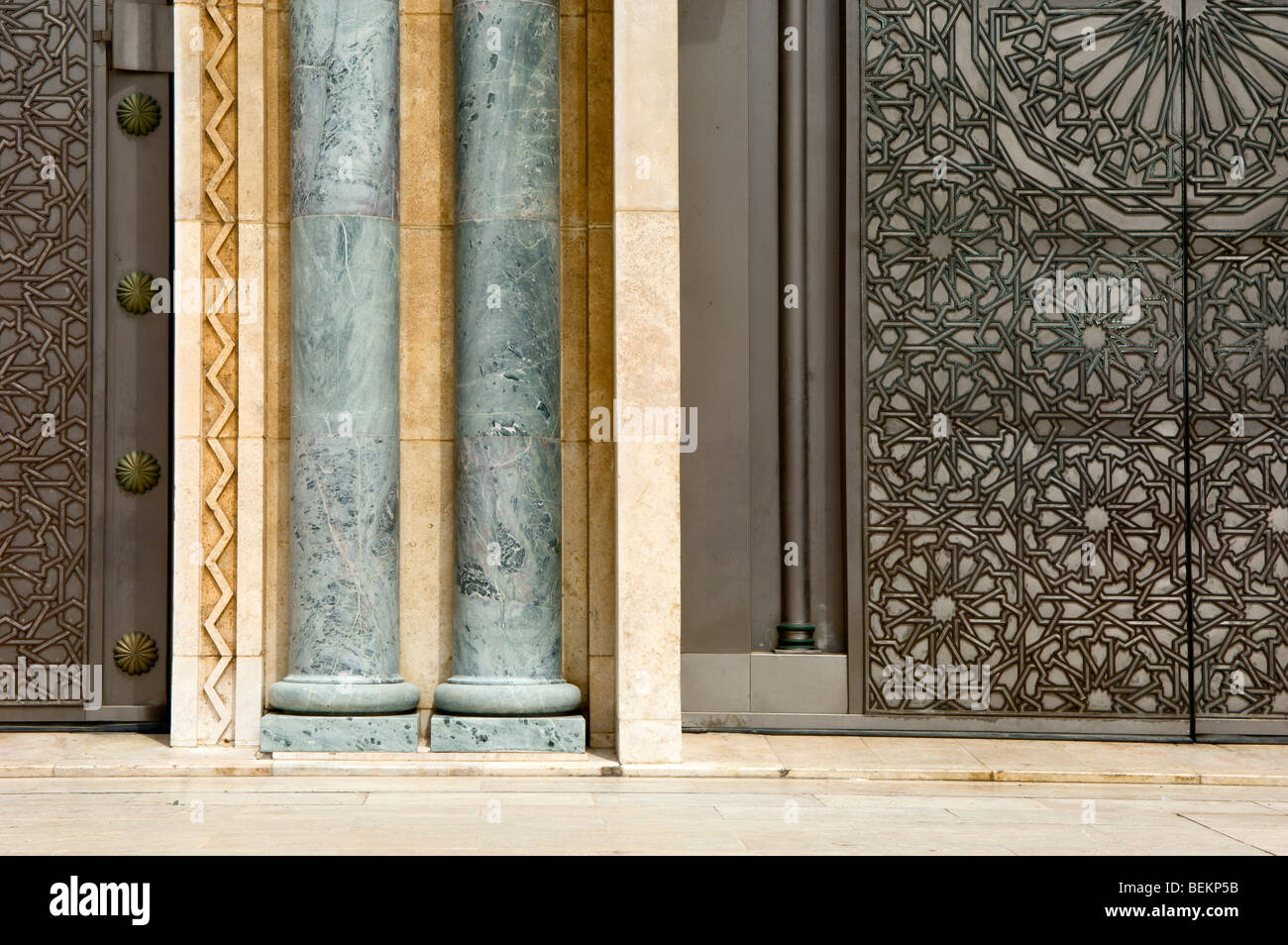 Hassan ii mosque casablanca hi-res stock photography and images - Alamy