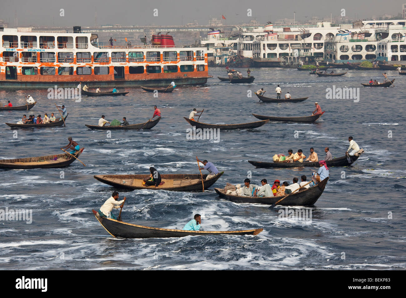 Dingi Nouka, small boats acting as water taxis on the Buriganga River ...