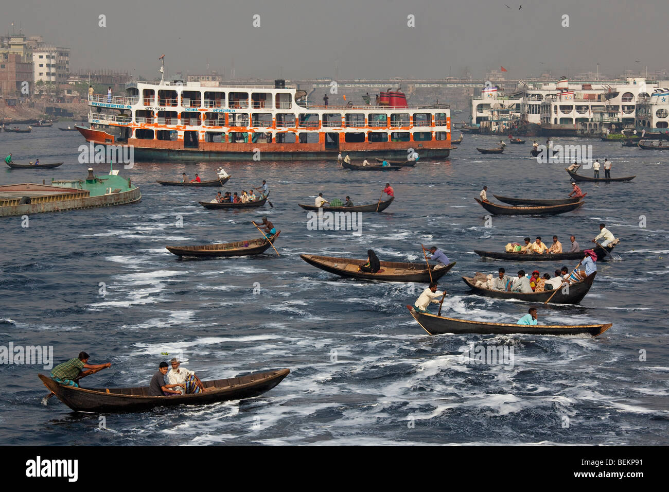 Dingi nouka small boat water hi-res stock photography and images - Alamy