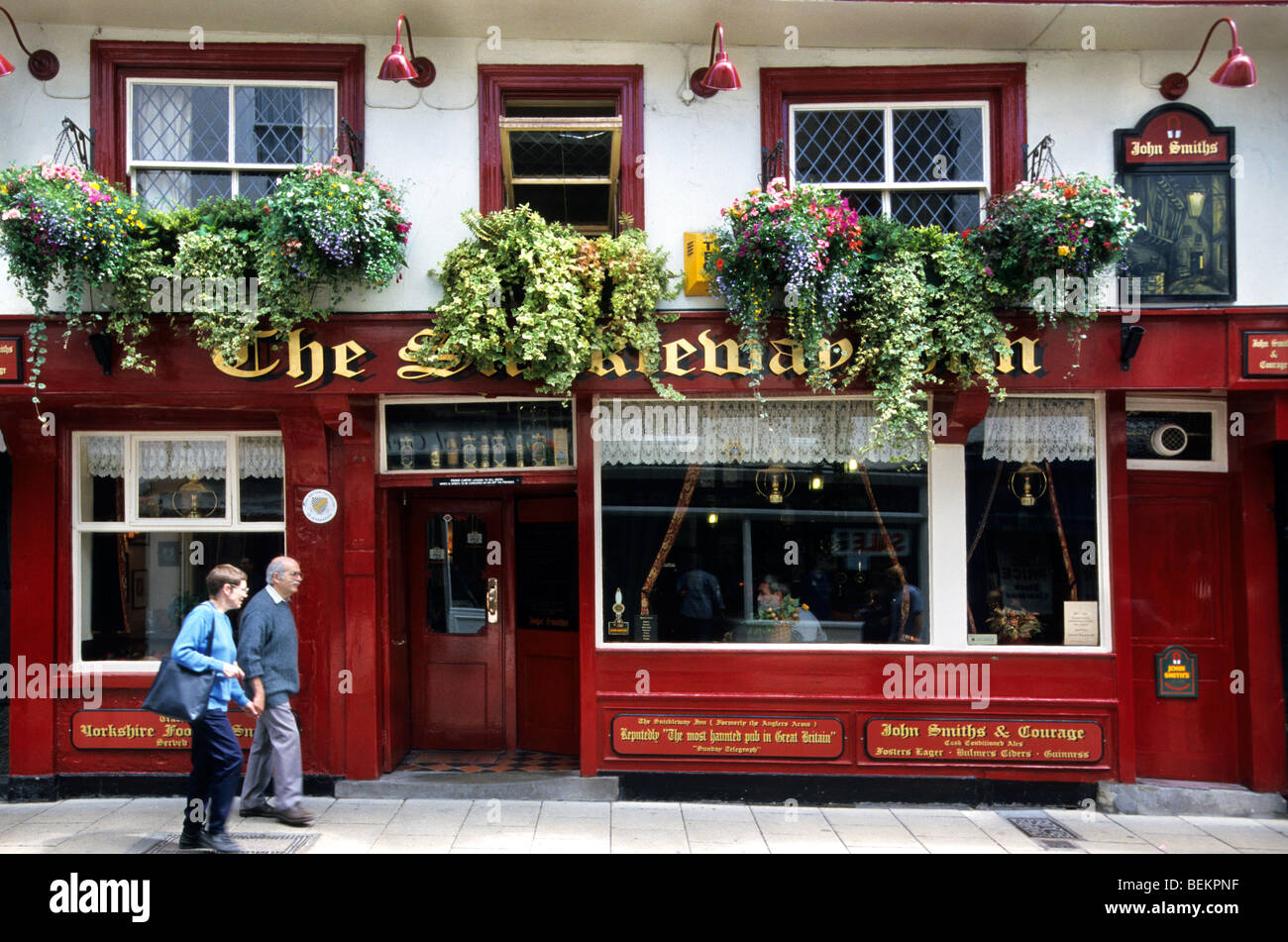 Pub yorkshire pub hi-res stock photography and images - Alamy
