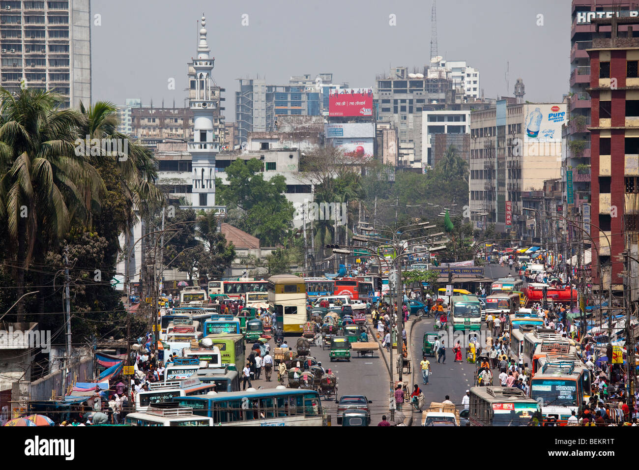 Busy street in Dhaka Bangladesh Stock Photo - Alamy