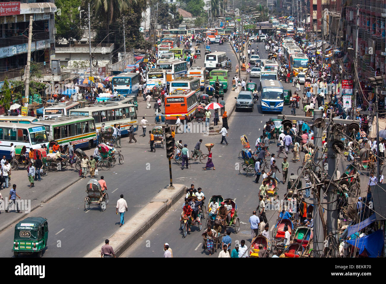 Busy street in Dhaka Bangladesh Stock Photo - Alamy