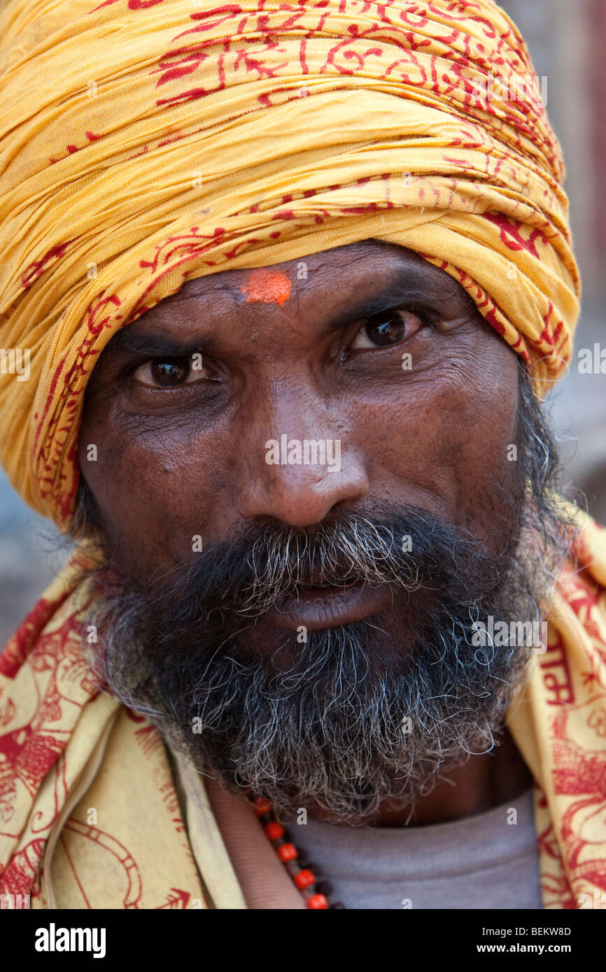Pashupatinath, Nepal. Sadhu (Holy Man) at Nepal's Holiest Hindu Temple ...