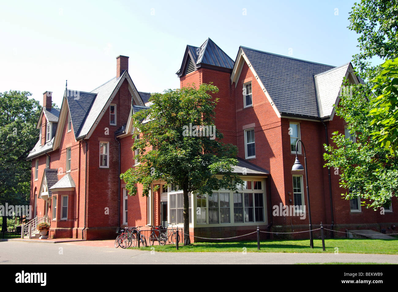 Smith college campus hatfield hall northampton hi-res stock photography ...