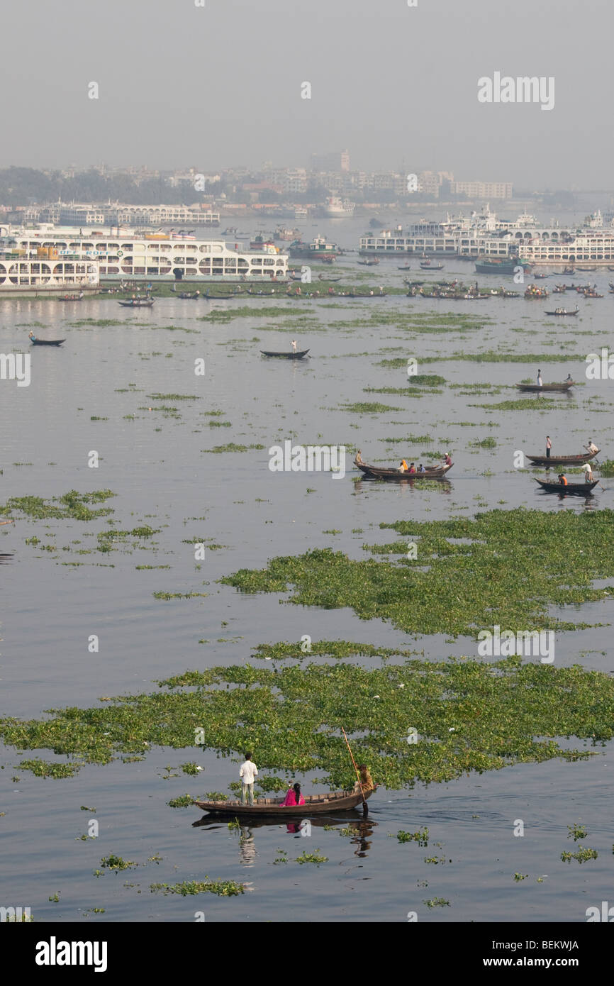 Dingi nouka small boat on hi-res stock photography and images - Alamy