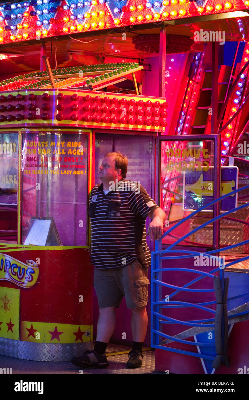 Mechanic engineer showman hi-res stock photography and images - Alamy