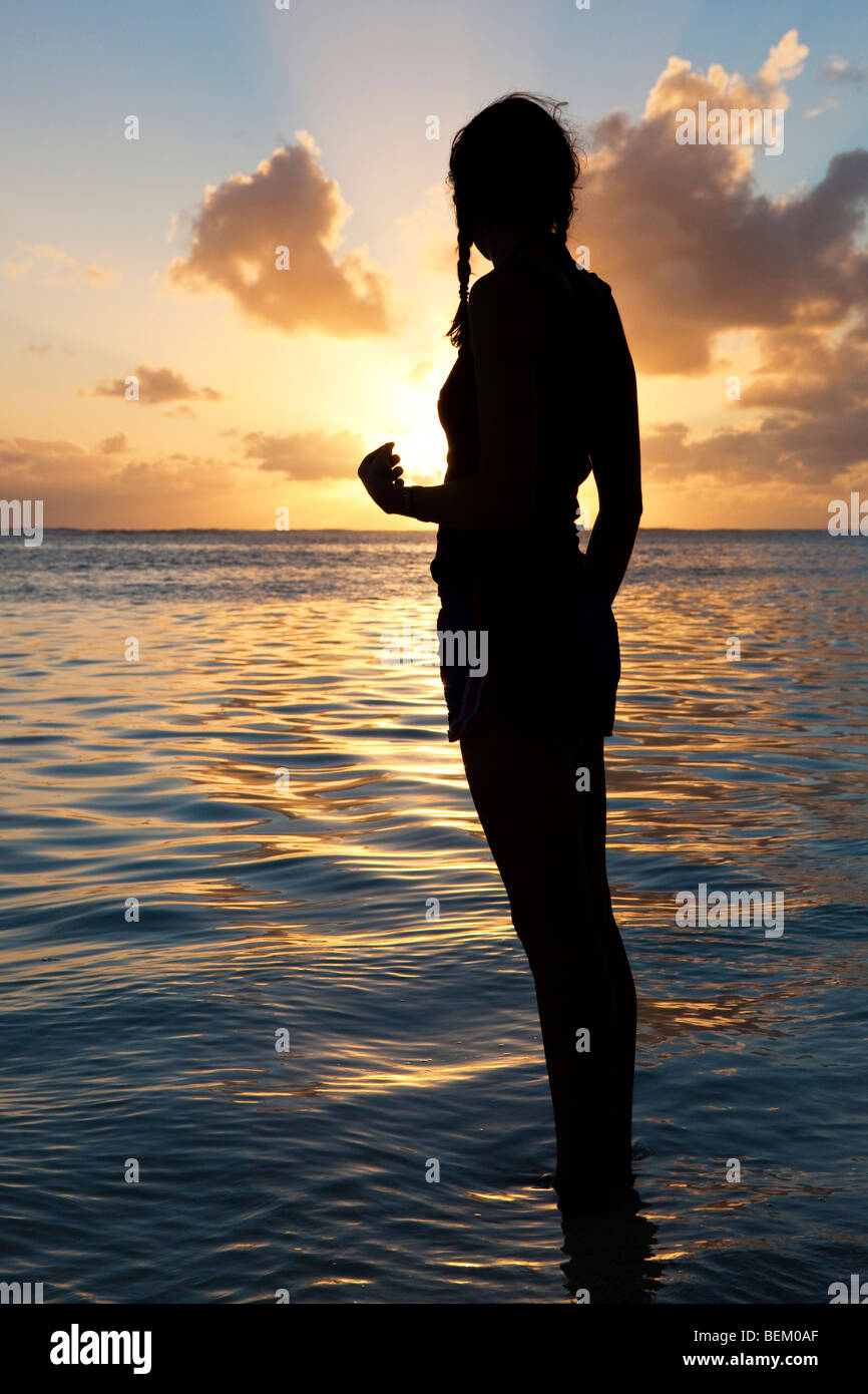 Cook islands girl hi-res stock photography and images - Alamy