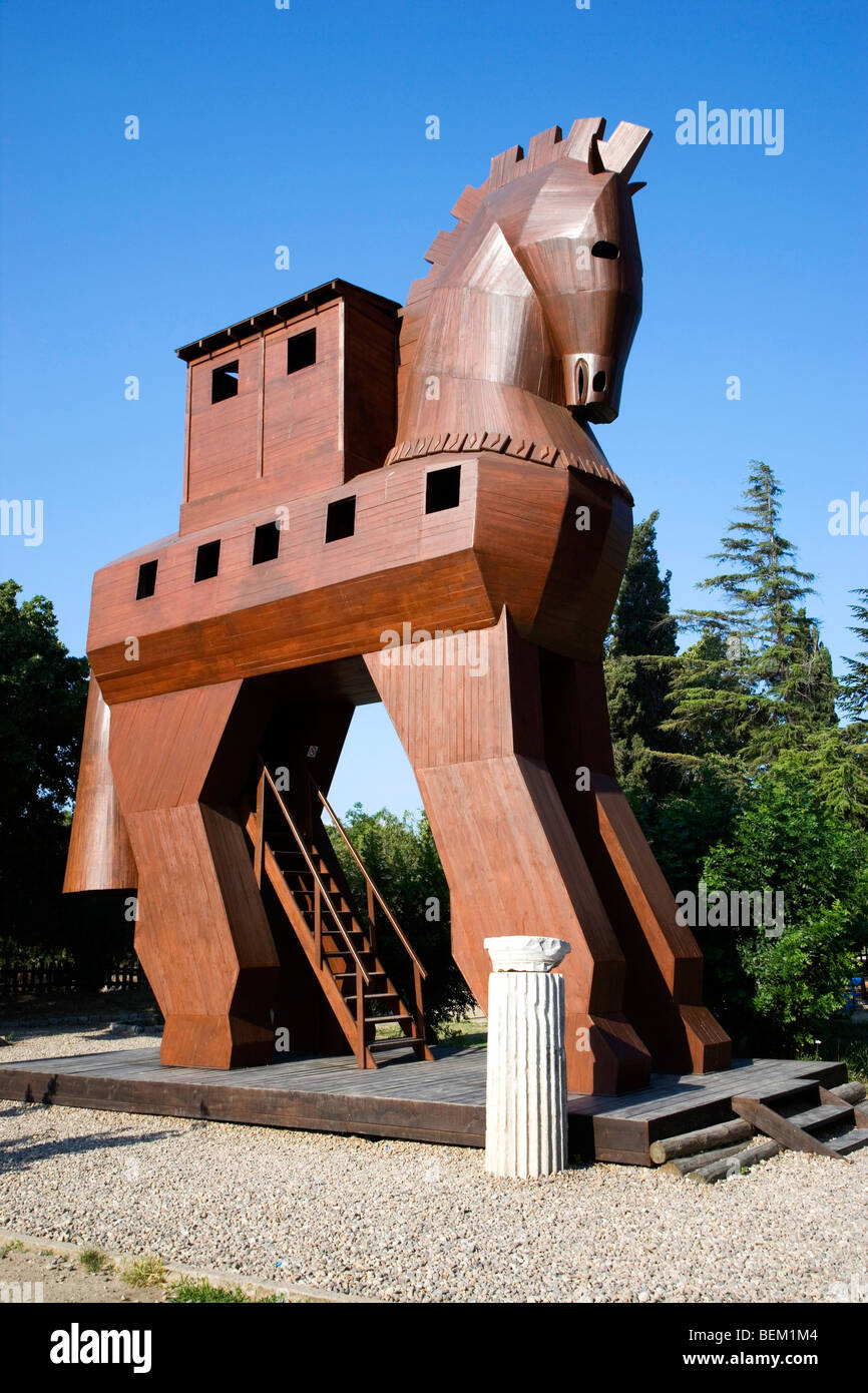 Replica wooden horse troy turkey hi-res stock photography and images ...