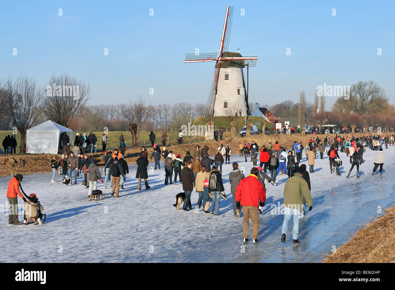 Damme canal hi-res stock photography and images - Alamy