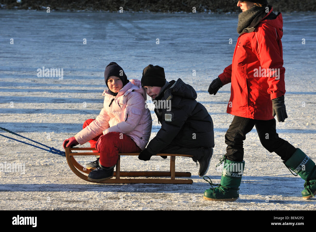 Frozen sledge hi-res stock photography and images - Alamy