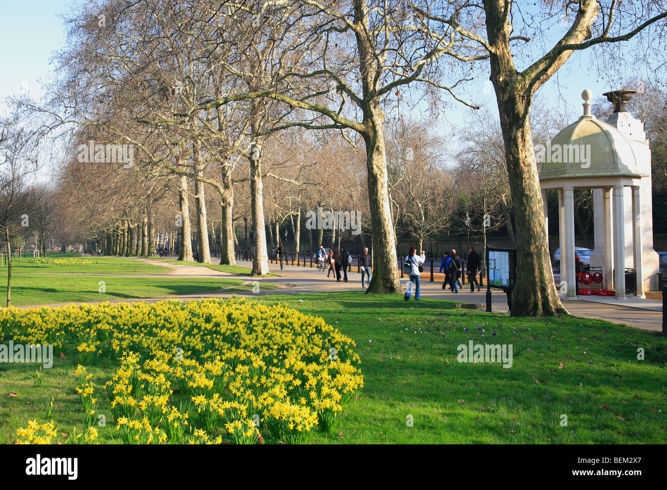 Hyde park london spring flowers hi-res stock photography and images - Alamy