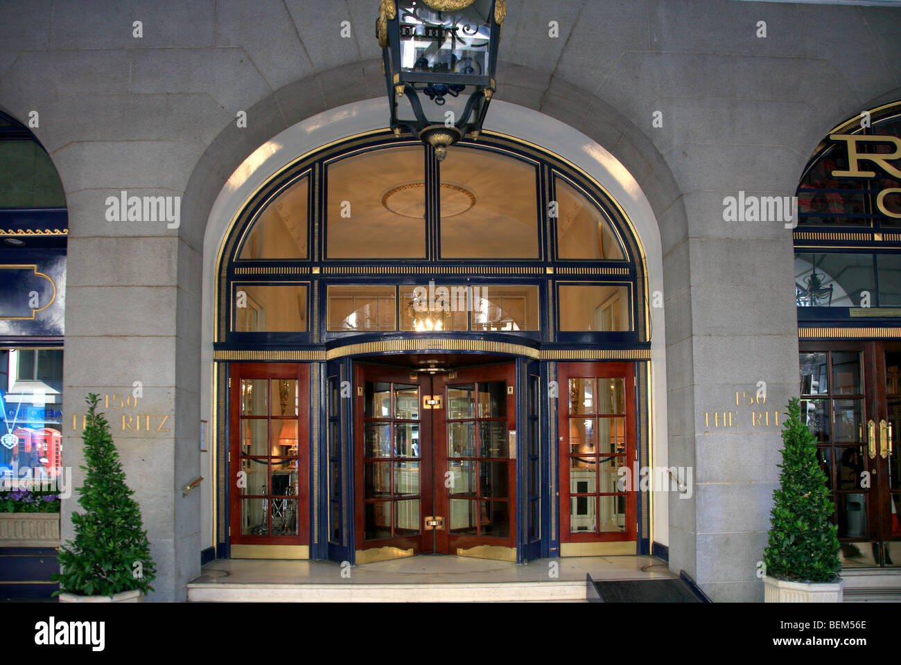 The Ritz Hotel Entrance on Piccadilly London Capital City England UK ...
