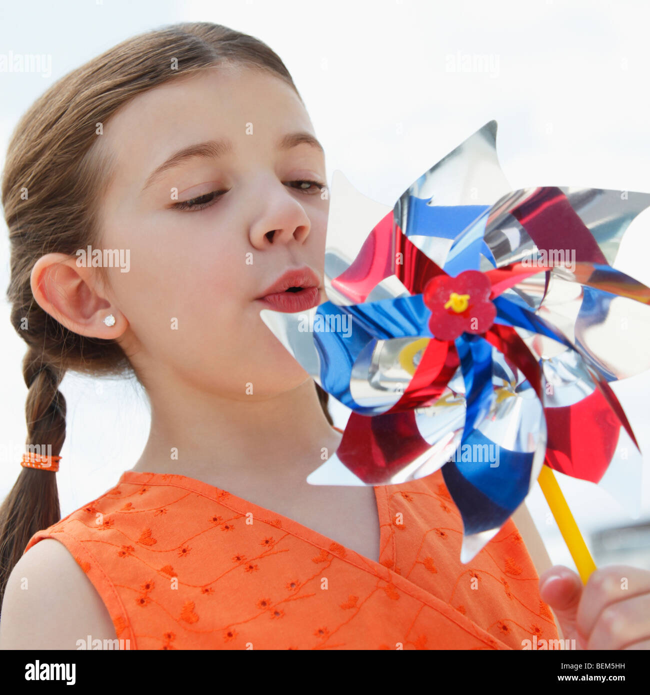 Pinwheel kid hi-res stock photography and images - Alamy