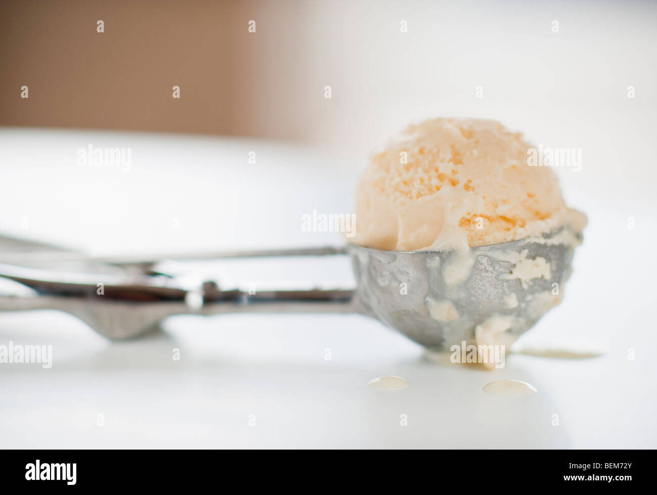 Cream dairy product photos hi-res stock photography and images - Alamy