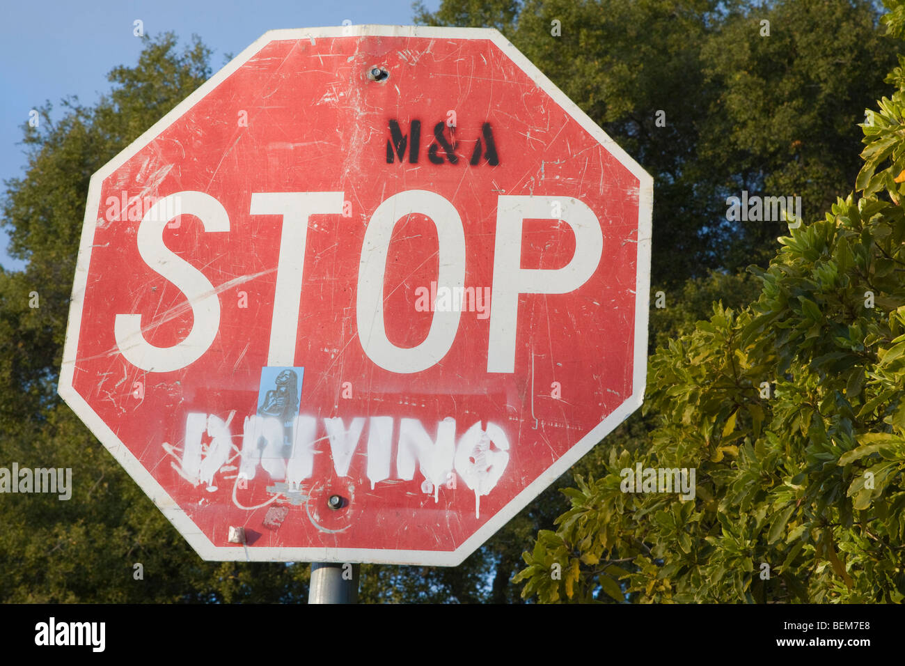 Graffiti sign prohibition hi-res stock photography and images - Alamy
