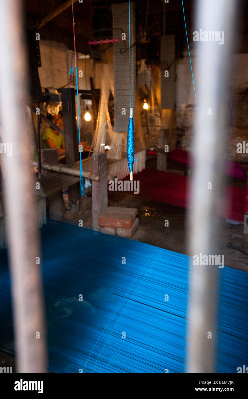 Muslim silk weaving for sarees in Varanasi India Stock Photo - Alamy