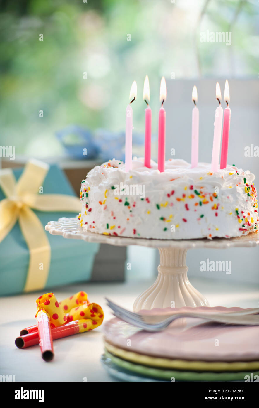 Cake images hi-res stock photography and images - Alamy
