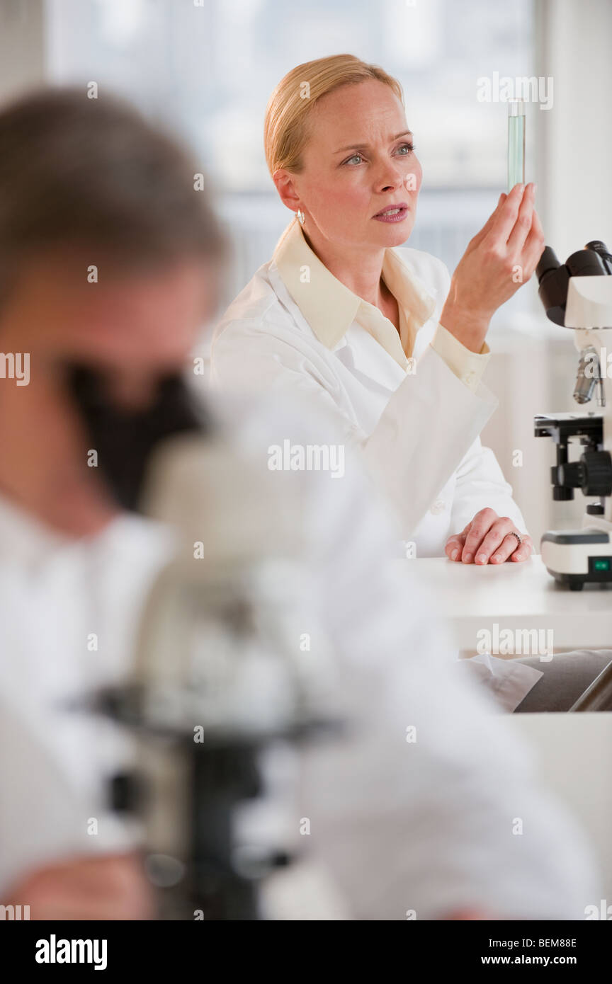 Female researchers hi-res stock photography and images - Alamy