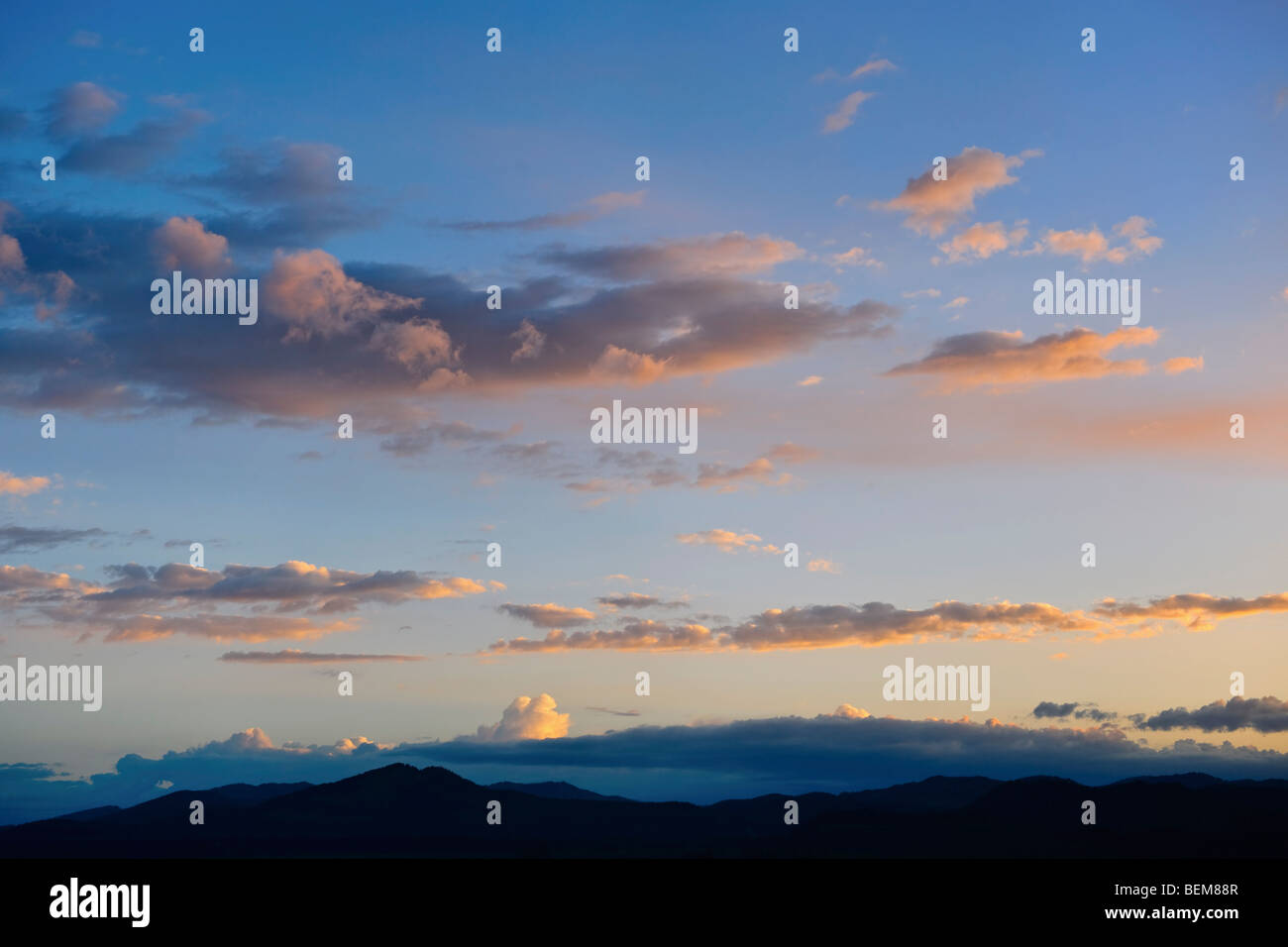 The scenic sky hi-res stock photography and images - Alamy