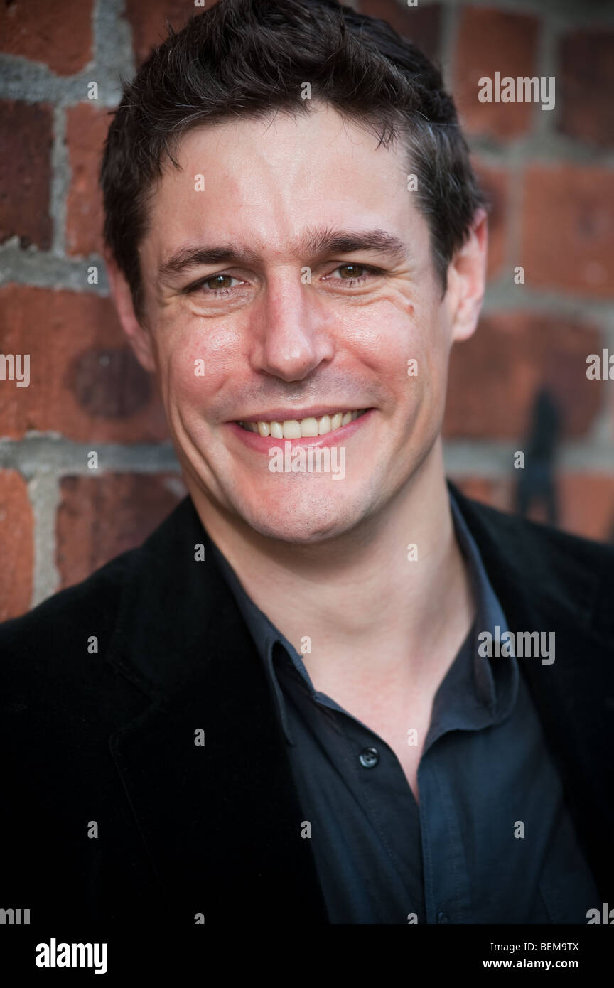 Male actor portrait Stock Photo - Alamy