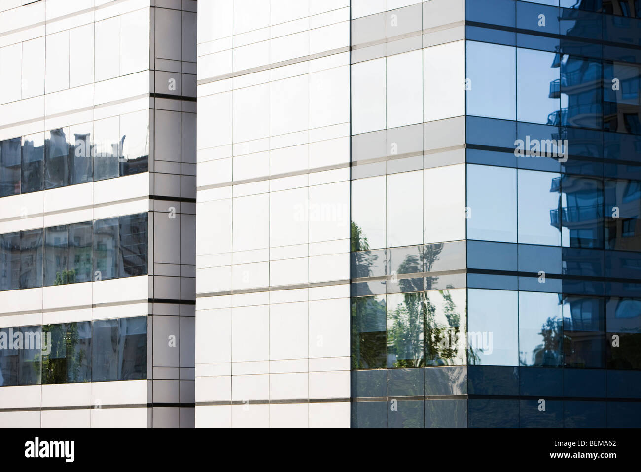 Glass facade glasses hi-res stock photography and images - Alamy