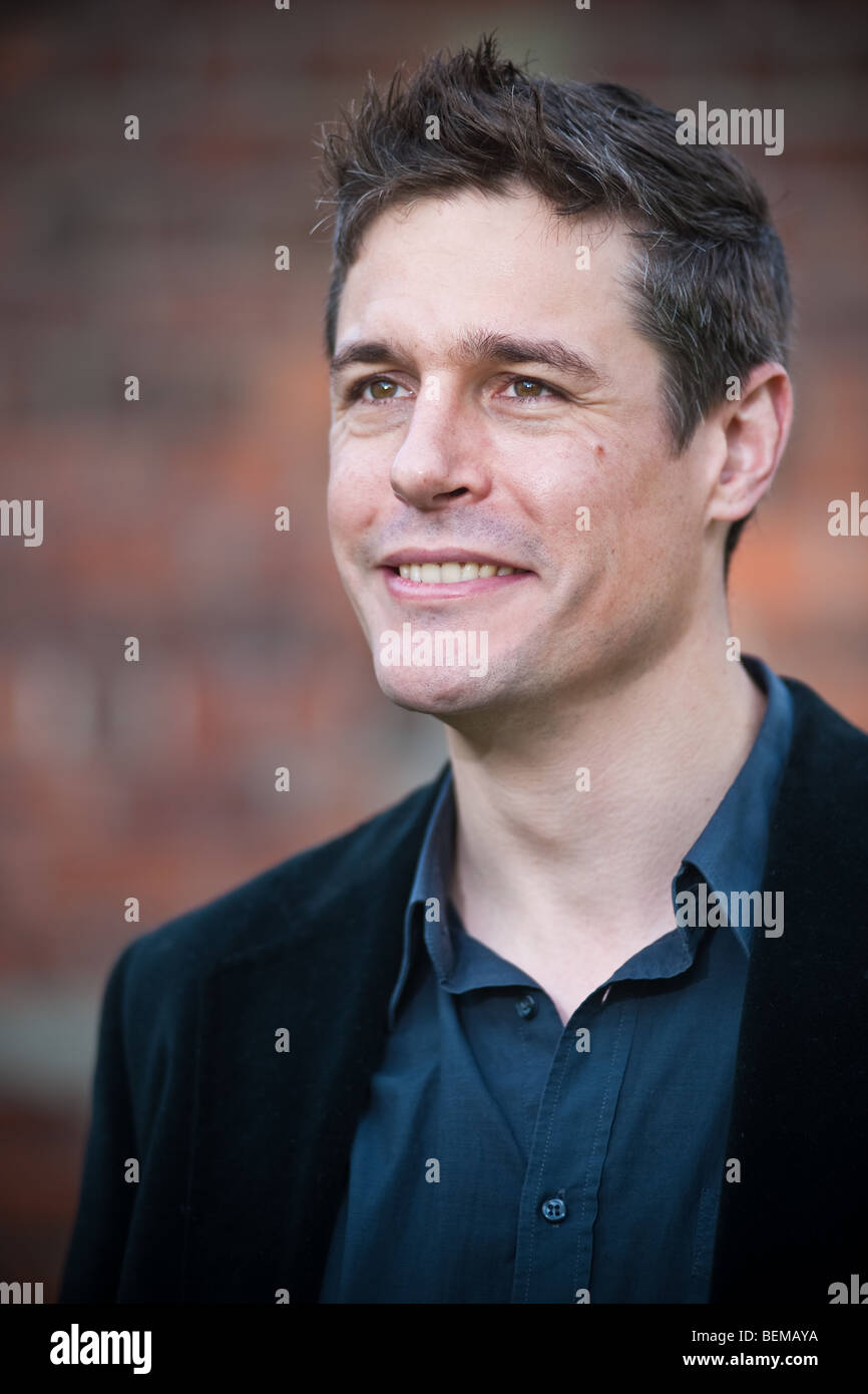 Male actor portrait Stock Photo - Alamy