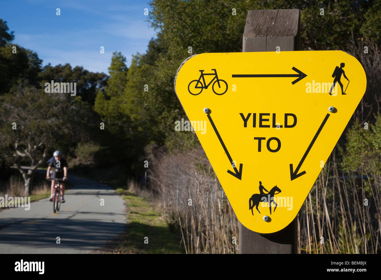 Pedestrian right of way hi-res stock photography and images - Alamy