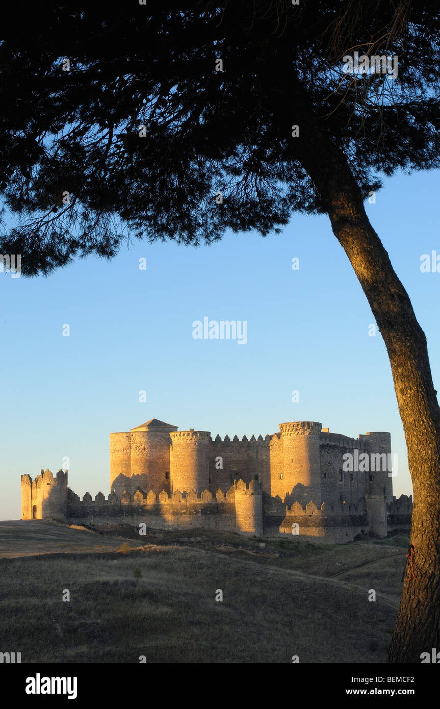 Belmonte castle xv belmonte cuenca hi-res stock photography and images ...