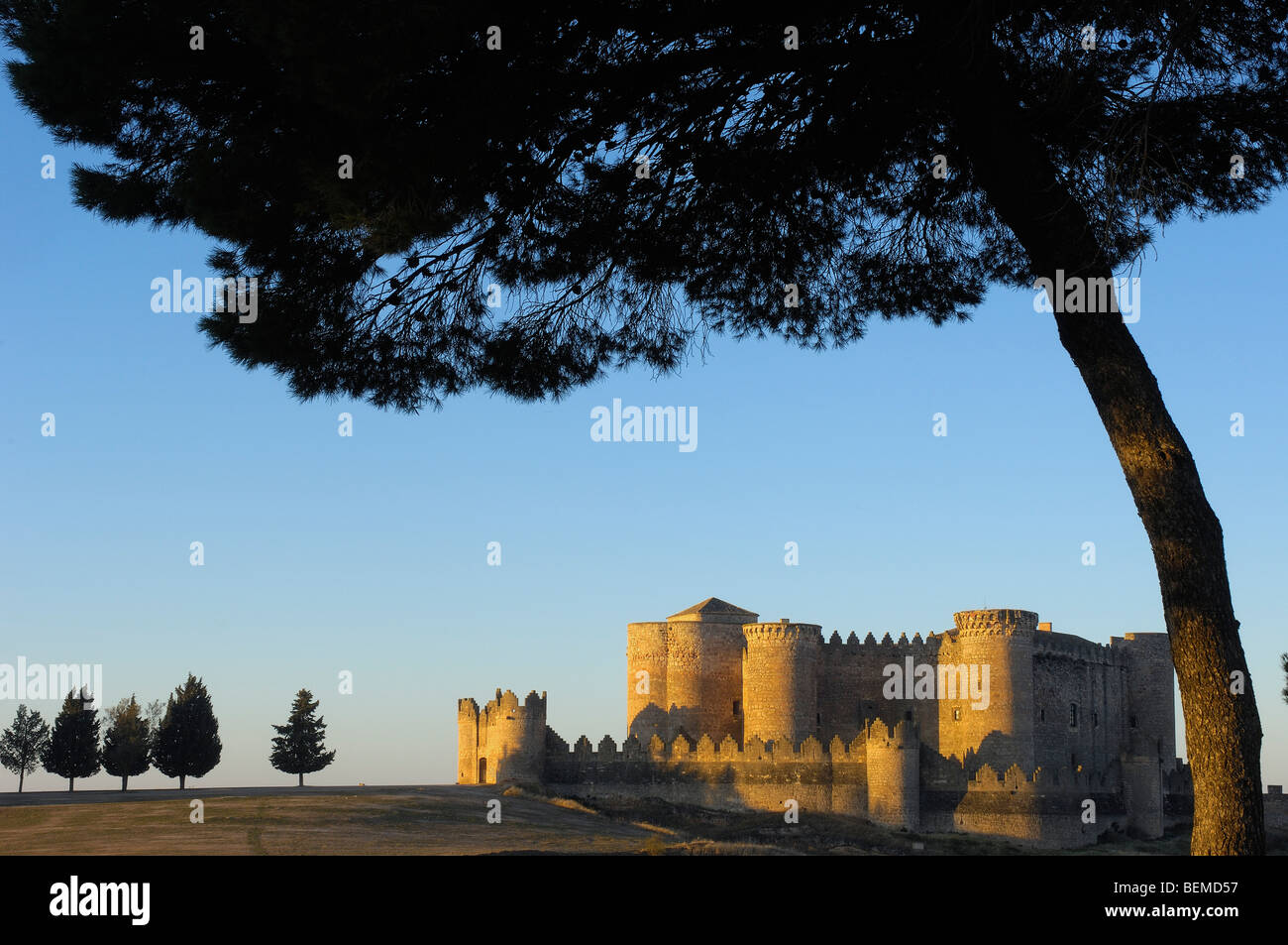 Belmonte castle xv belmonte cuenca hi-res stock photography and images ...