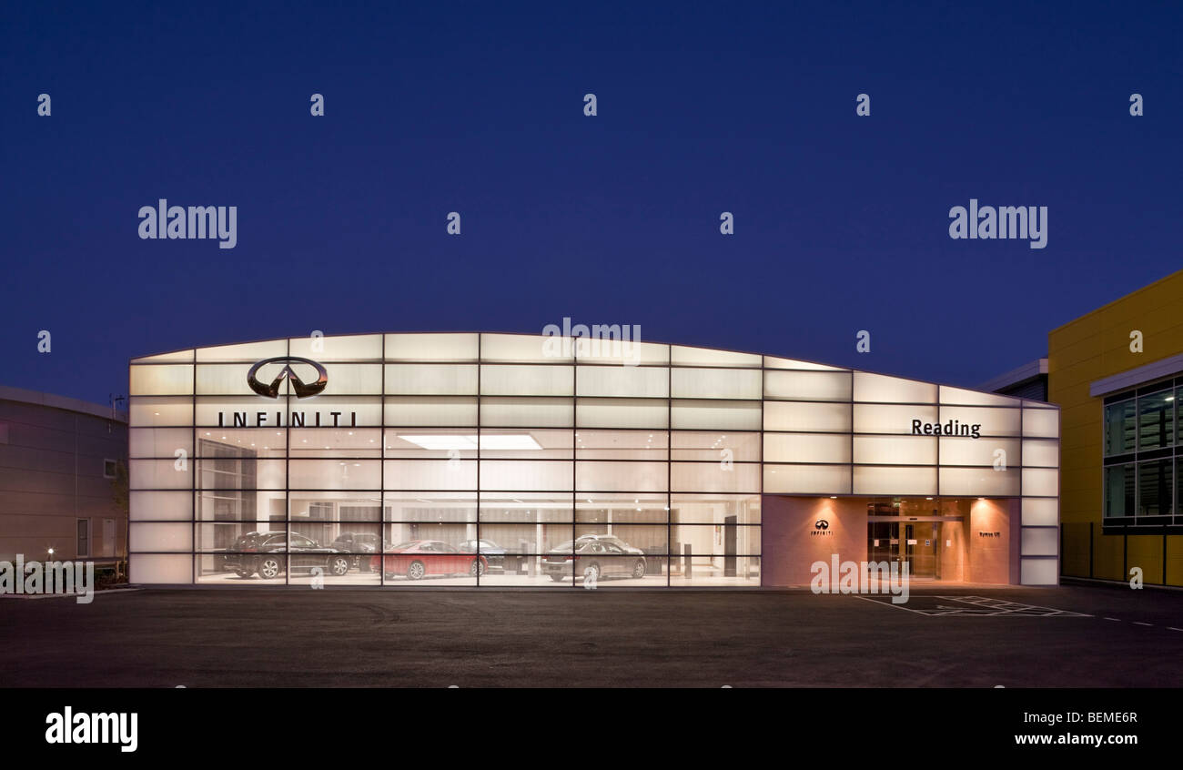 Infiniti Car Showroom in Reading Stock Photo - Alamy