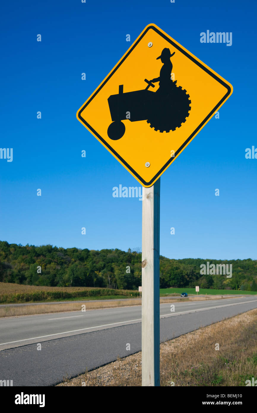 Farmer road sign hi-res stock photography and images - Alamy