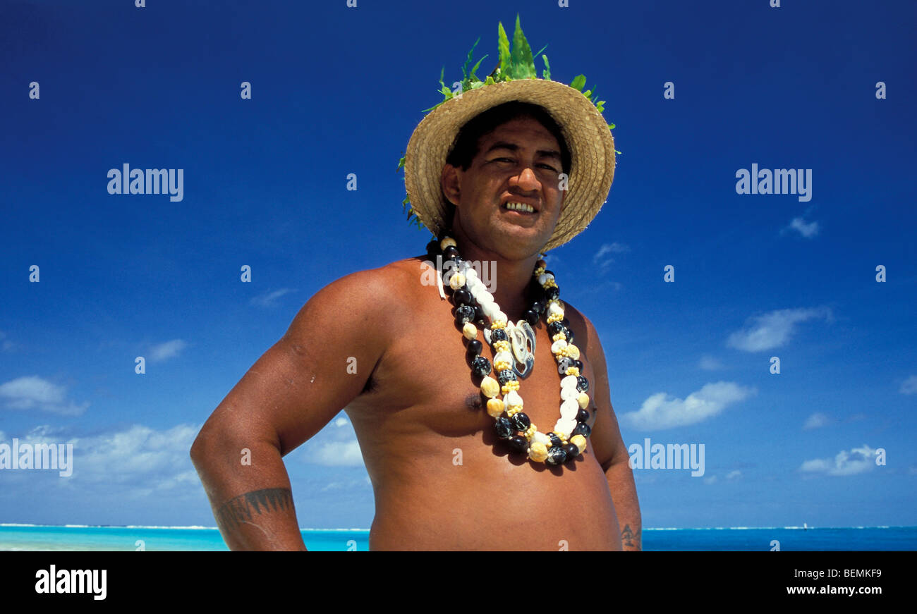 Man huahine french polynesia hi-res stock photography and images - Alamy