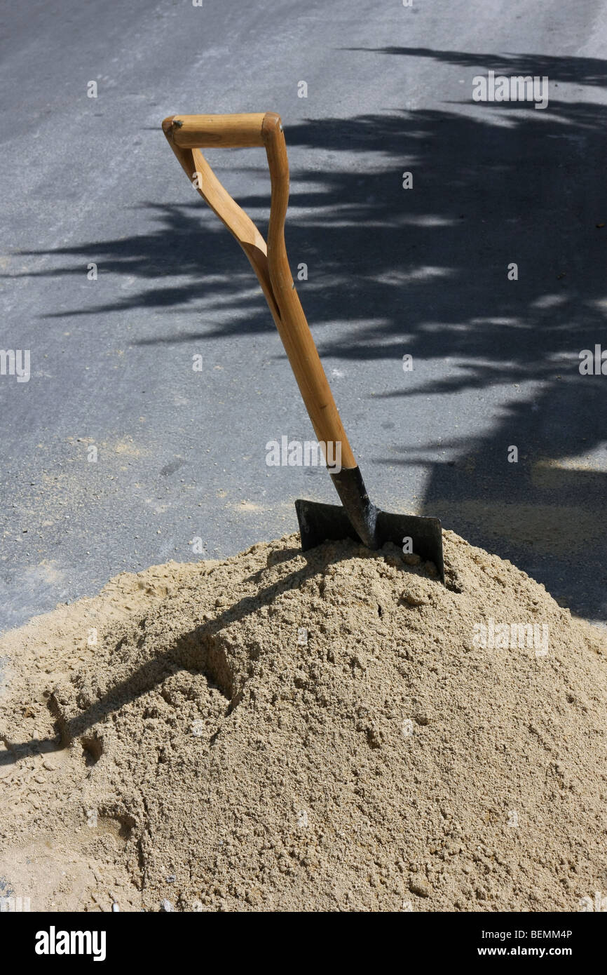 Spade High Resolution Stock Photography and Images - Alamy