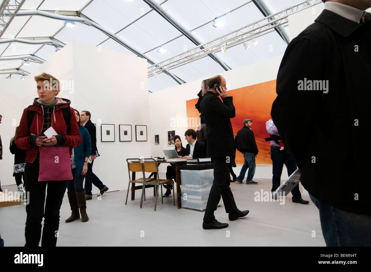 Frieze gallery hi-res stock photography and images - Alamy