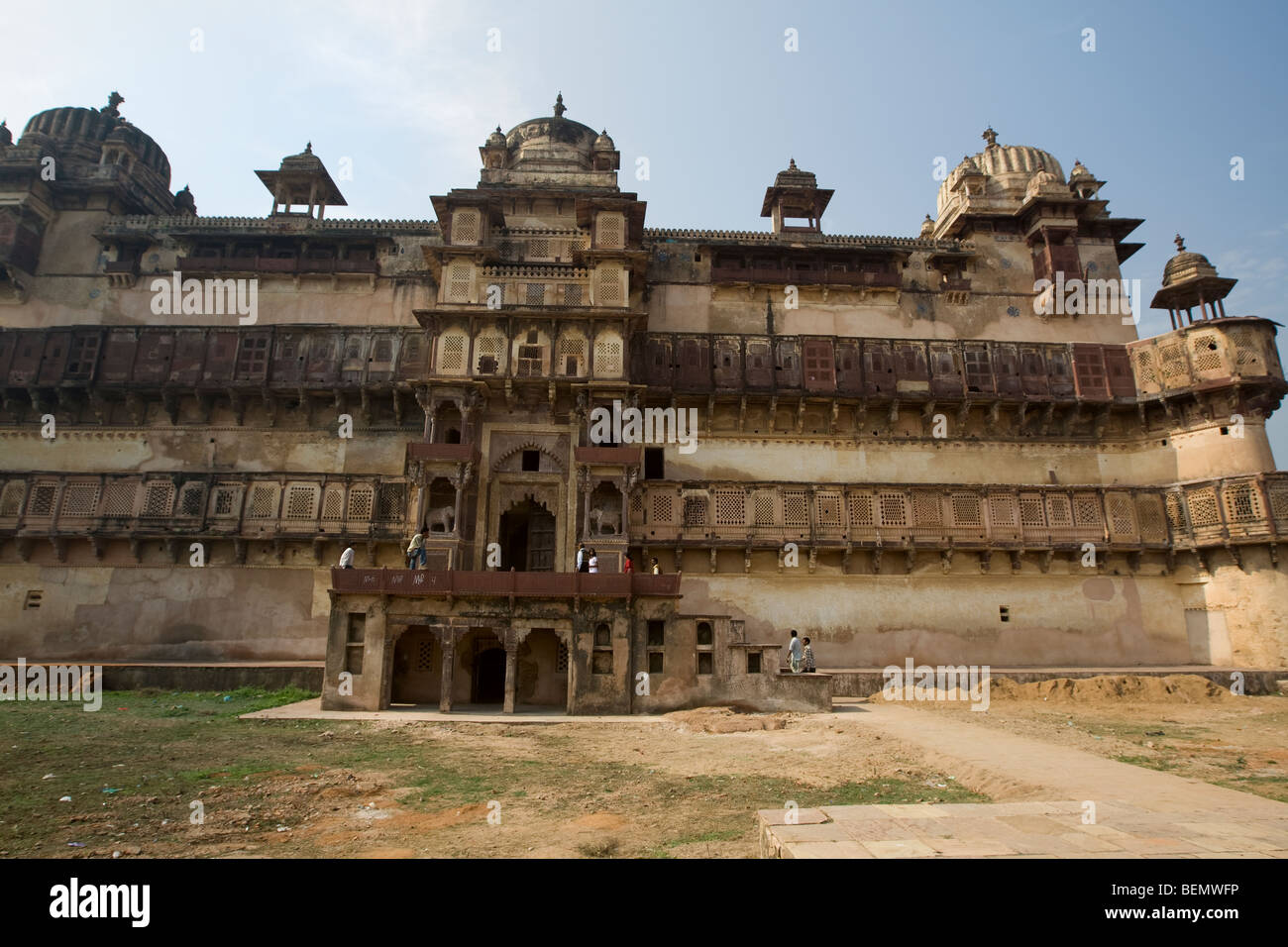 main entrance, Jahangir Mahal, aka Citadel of Jahangir, Orchha Palace ...