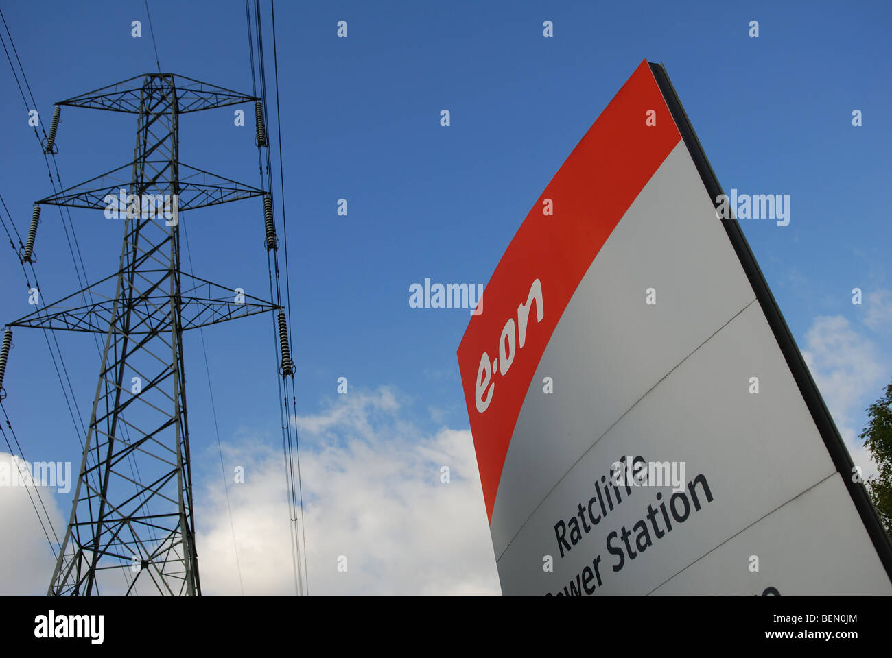 Eon power station hi-res stock photography and images - Alamy