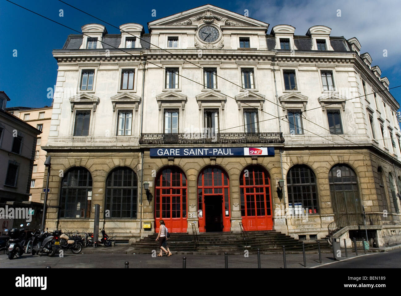 St paul station lyon hi-res stock photography and images - Alamy