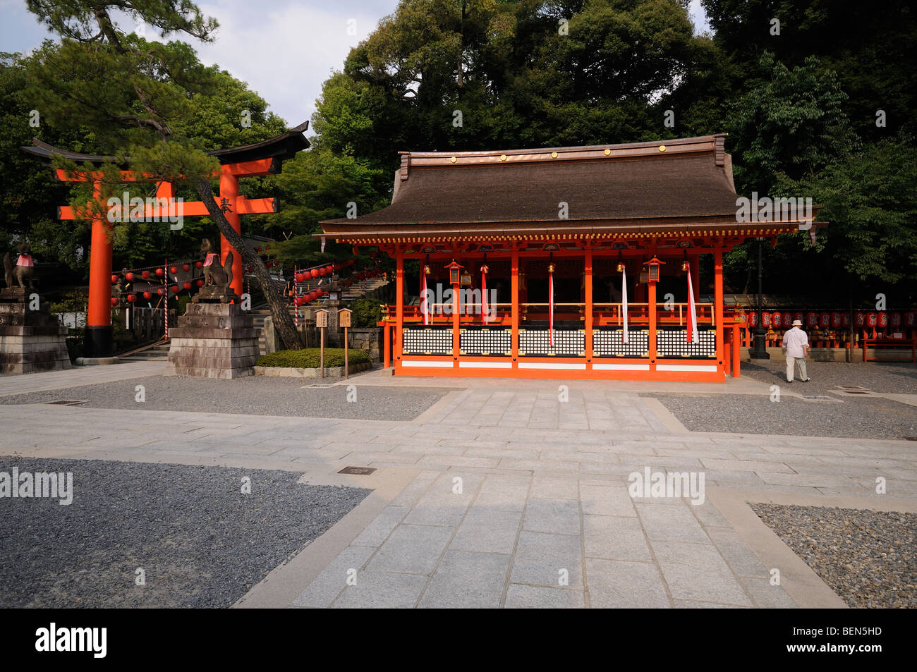 Torii and Main Hall complex of Fushimi Inari Taisha Shrine (aka Fushimi ...