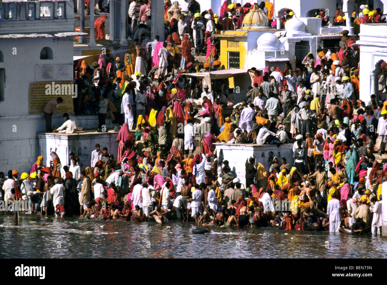 Crowd at ritual bathing place in Pushkar, Rajasthan, India Stock Photo ...