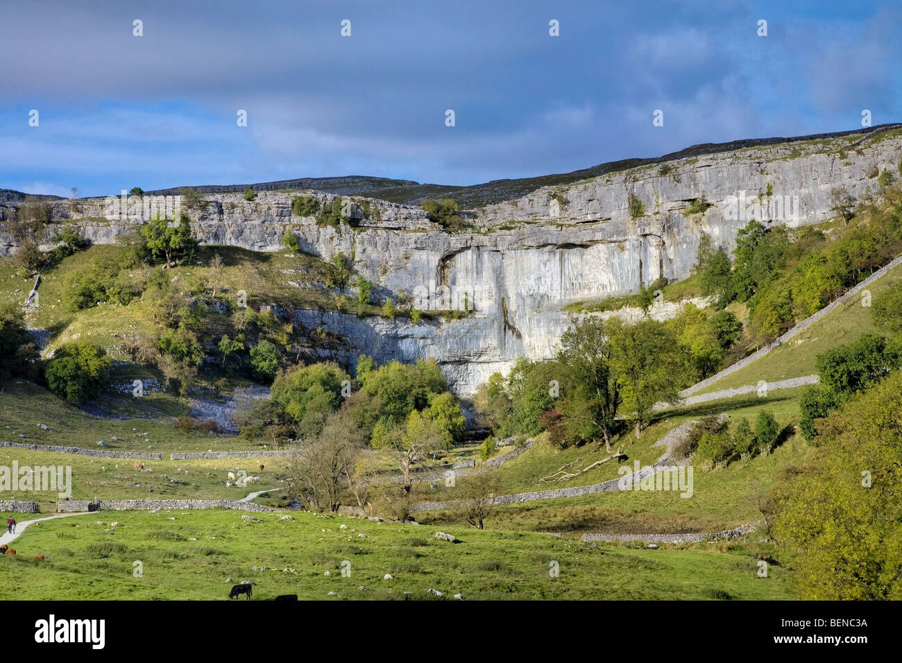 Malham cove hi-res stock photography and images - Alamy
