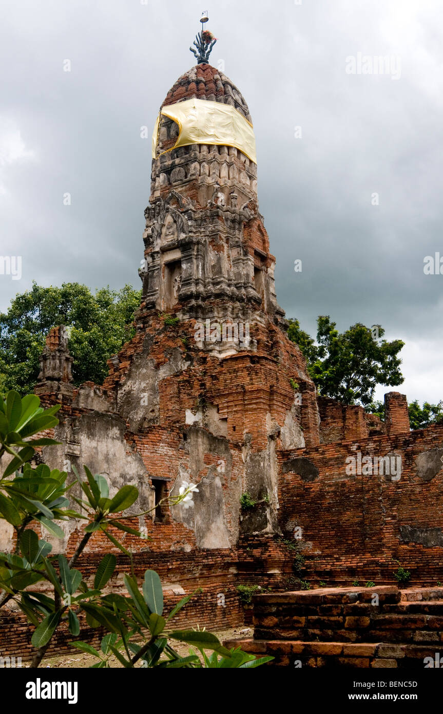 Wat Choeng Tha, Ayutthaya, Thailand Stock Photo - Alamy