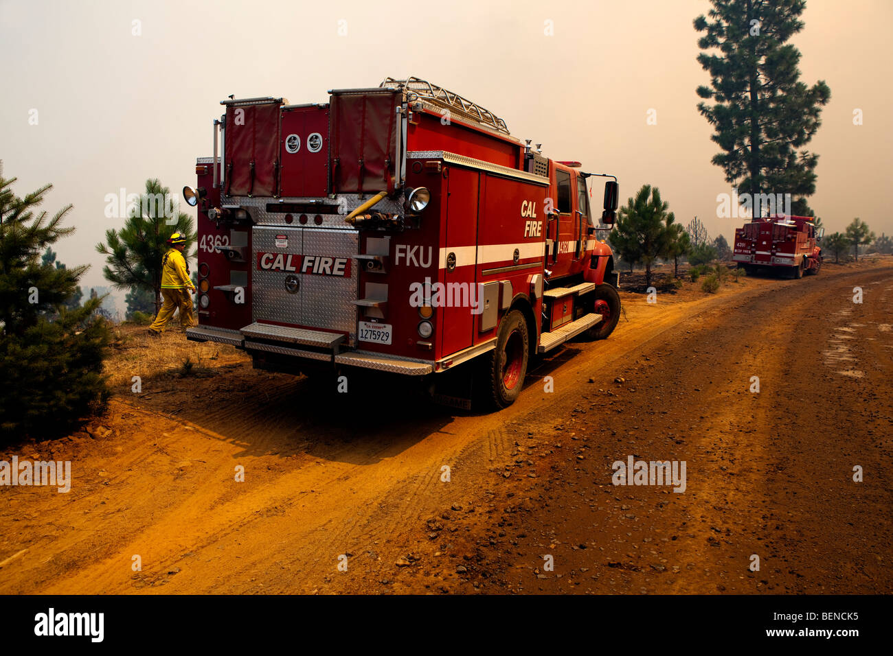 Fire engine and wildland firefighters at California Knight wildfire in ...