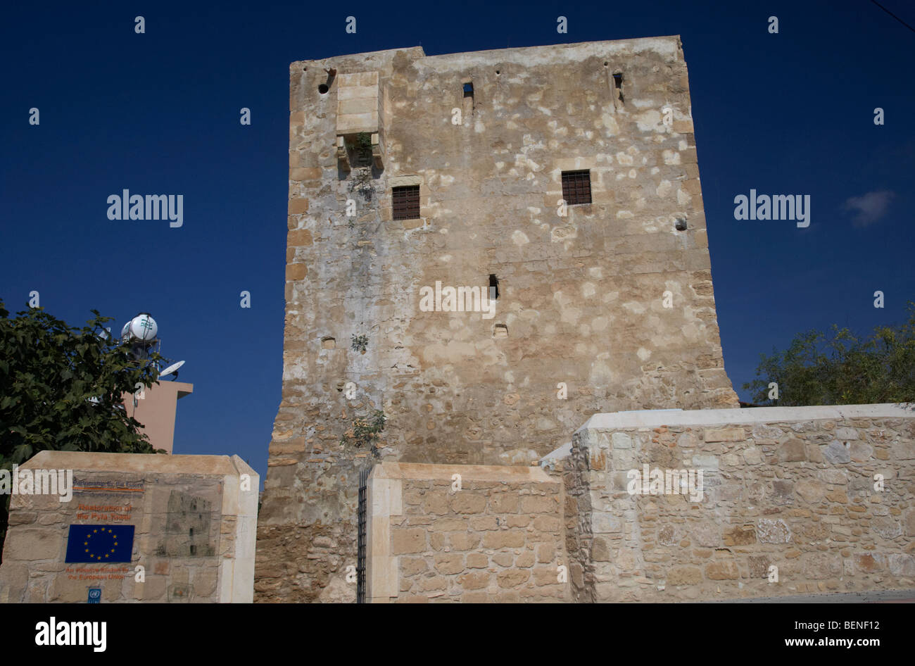 Medieval tower pyla hi-res stock photography and images - Alamy